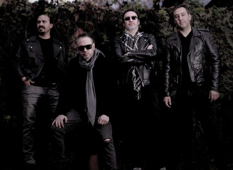 Un “Jardín” donde florecen las emociones: Sam Deason renueva el grunge ...